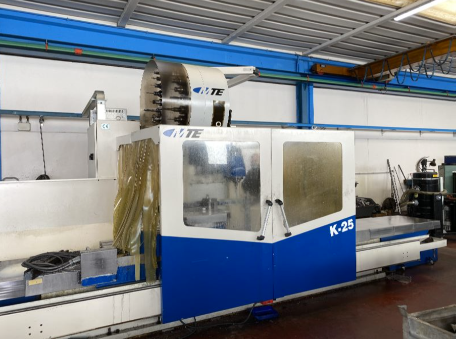 Fraiseuse à Commande Numérique | CVMO